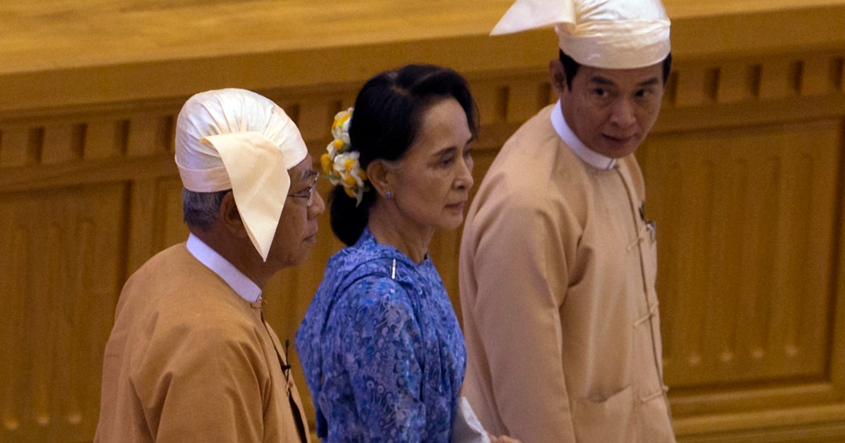 Myanmar or Burma swears in Htin Kyaw as first president under new ...