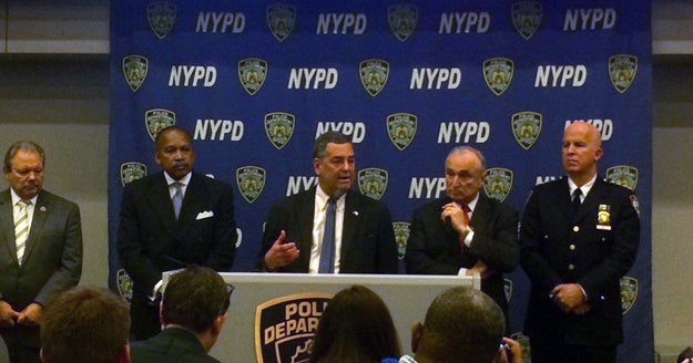 4 top NYPD officials disciplined amid corruption probe - CBS News