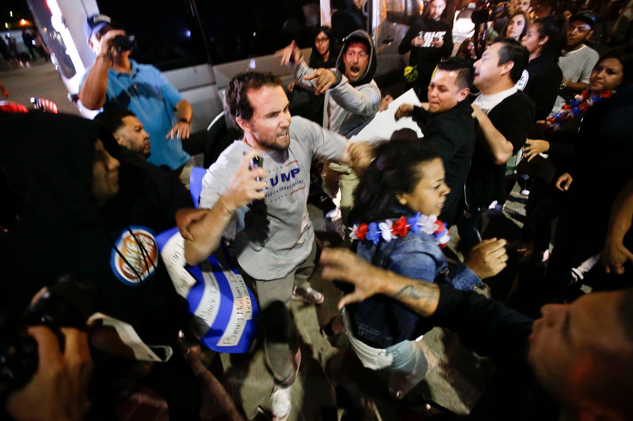 Extreme Donald Trump fans