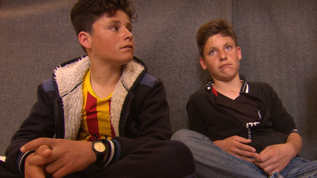 Exposing the ISIS killing machine - CBS News