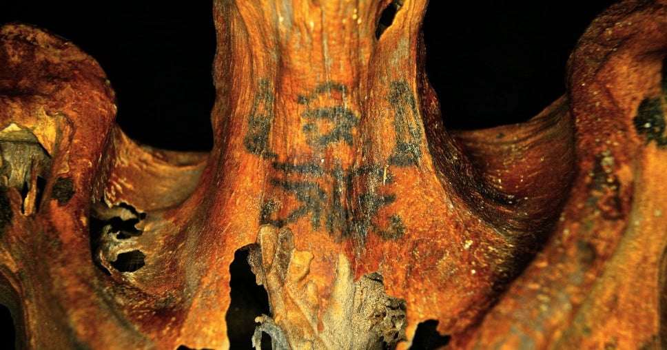 Ancient Egyptian mummy has some surprising tattoos - CBS News