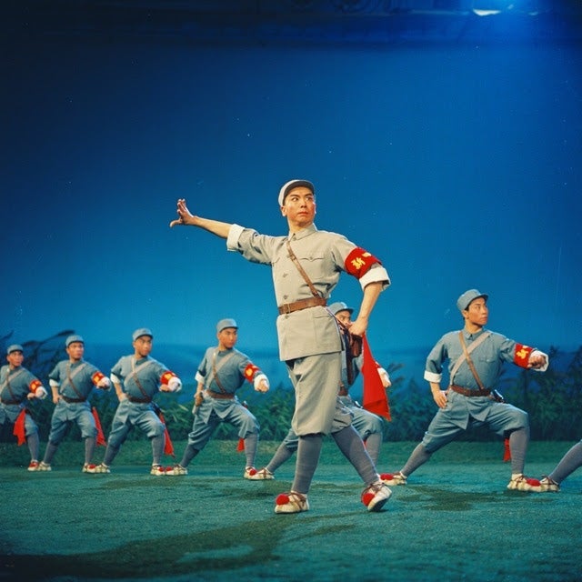 Rare photos of China's Cultural Revolution model operas