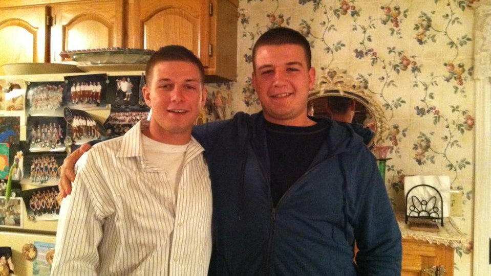 What it's like to love a heroin addict - CBS News