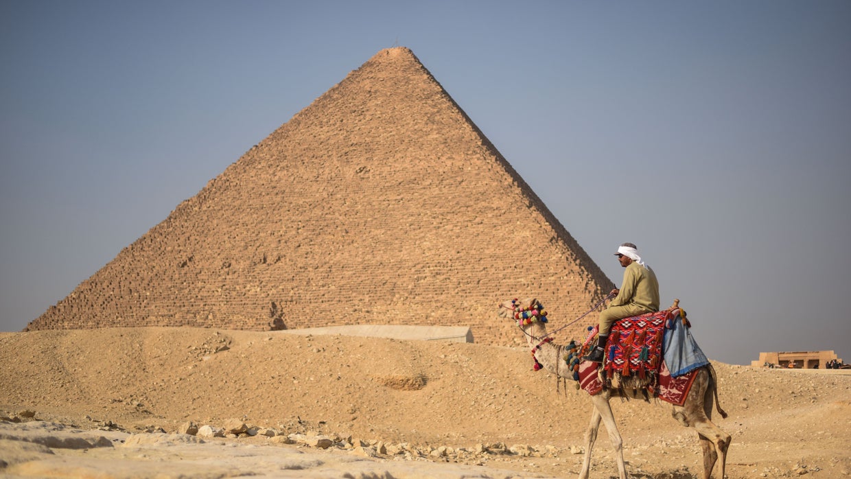 Scientists working to unlock secrets beneath Egypt's pyramids - CBS News