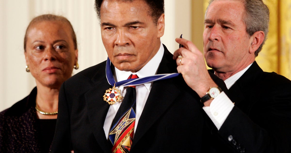 Muhammad Ali: World reacts to death of "The Greatest of All Time" - CBS ...