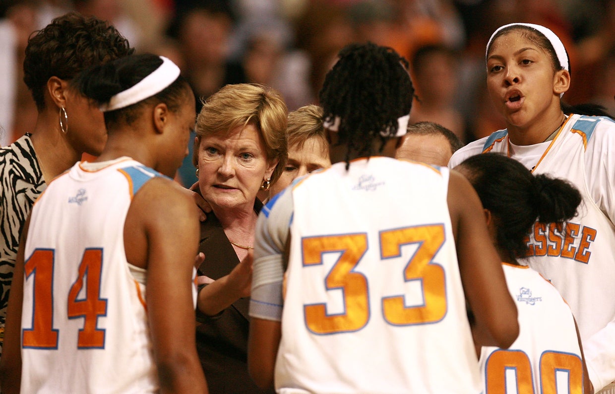 Pat Summitt, winningest coach in Division I college basketball, dead at 64