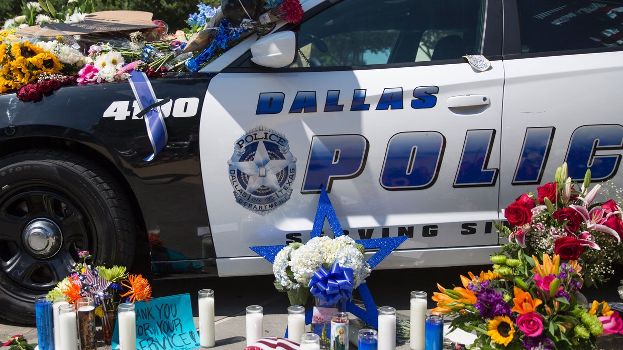 Dallas police ambush: How the deadly shooting unfolded - CBS News