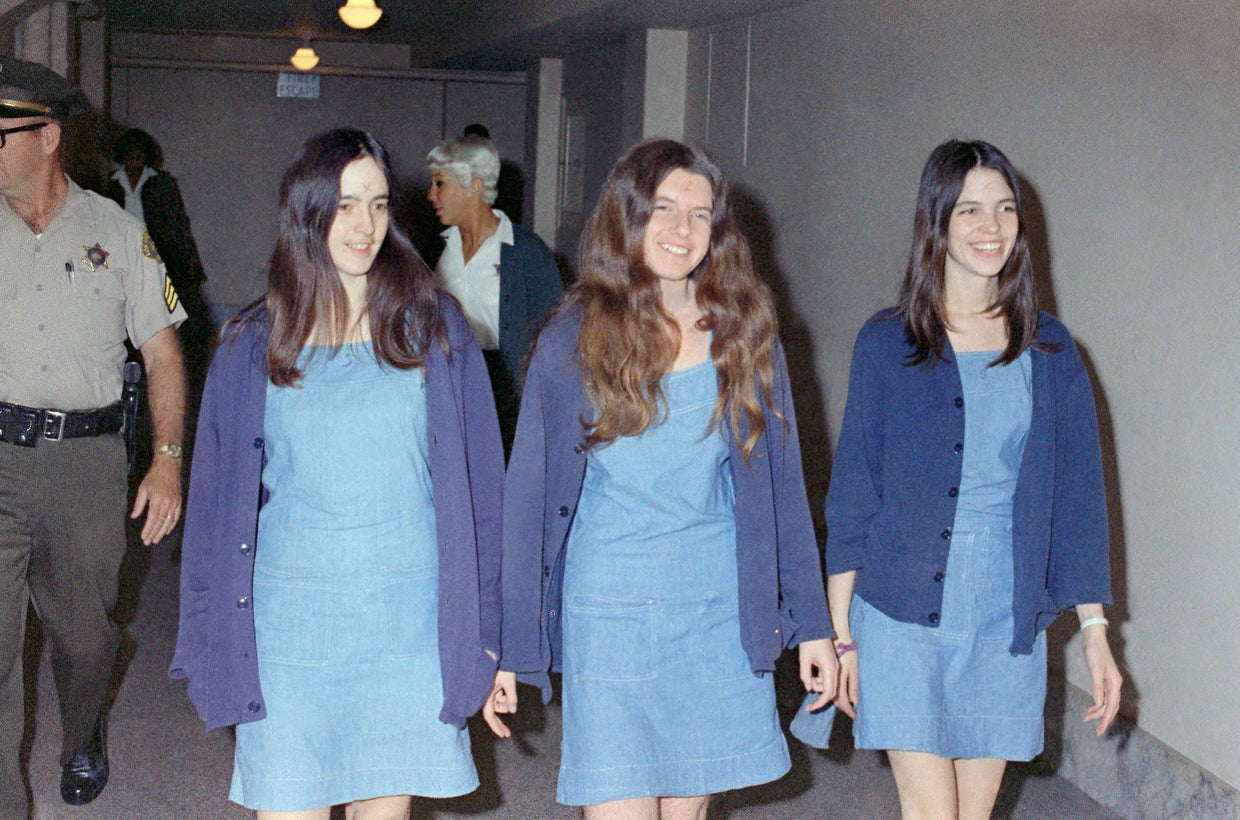 Charles Manson, leader of Manson Family cult that killed Sharon Tate ...