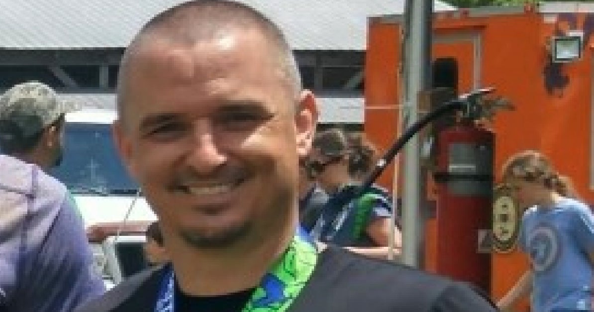 Tennessee dad drowns saving three daughters from rip current - CBS News