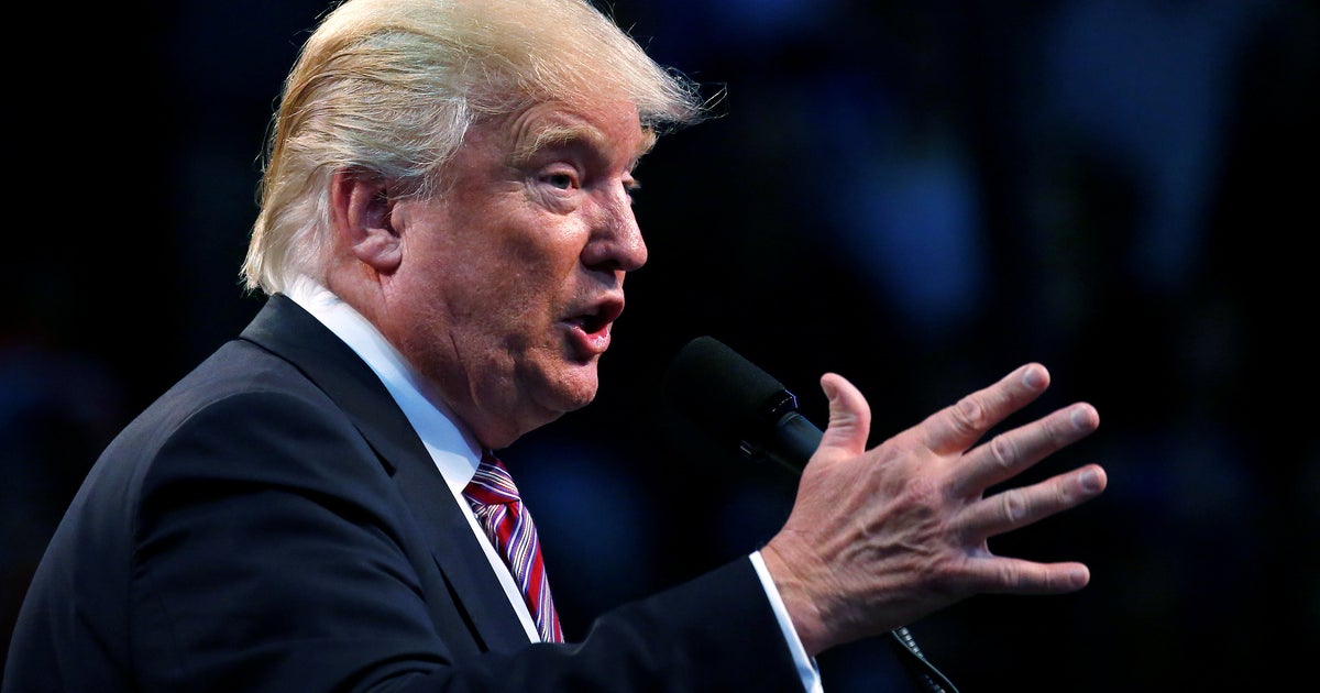 Two wealthy donors offer reward for Donald Trump's tax returns - CBS News