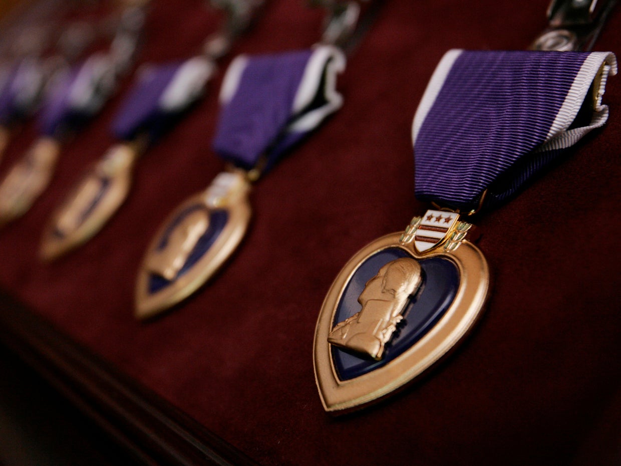 Almanac: The Purple Heart - CBS News