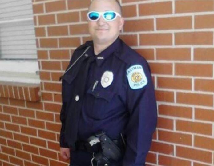 Suspect caught in slaying of smalltown Georgia police officer - CBS News