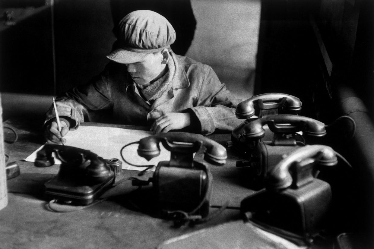 The famous images of photojournalist Marc Riboud