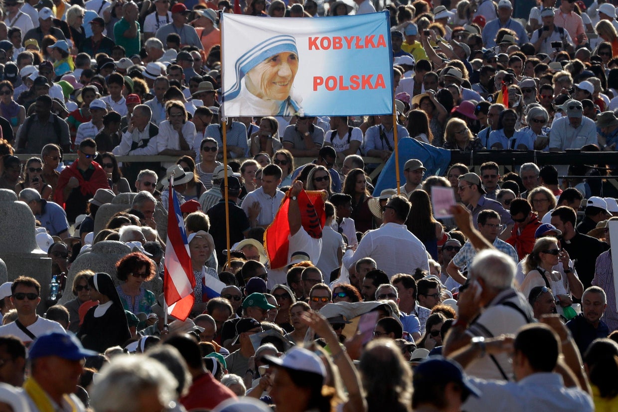 Mother Teresa canonization by Pope Francis to raise famed nun to ...