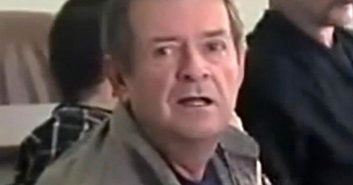 Mayor on hotseat for racist Facebook posts about Obama is out - CBS News