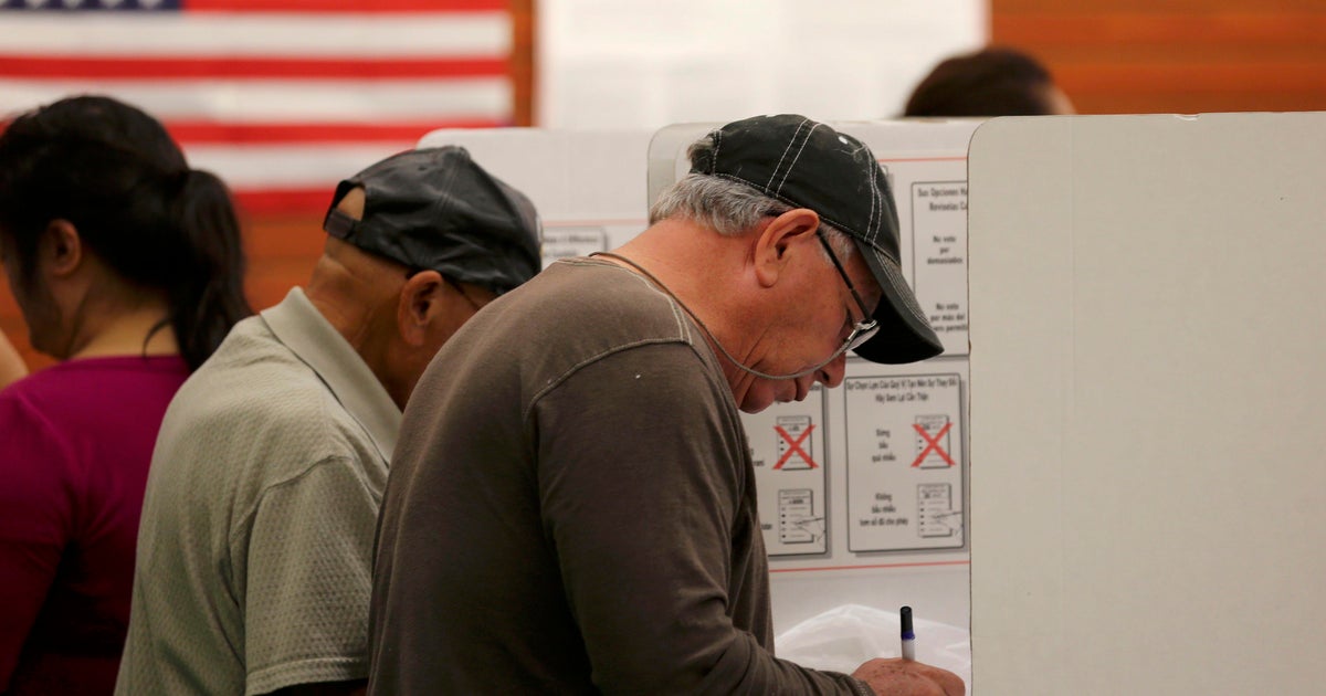 Live updates: Voting issues reported at polling places on Election Day ...