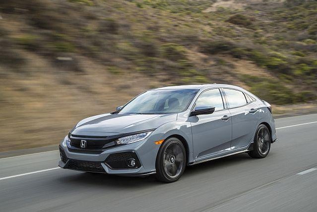 Kelley Blue Book: 11 of the best new cars for 2017