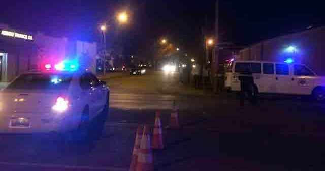 St. Louis police sergeant shot in "ambush," chief says - CBS News
