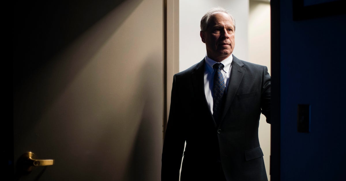 Federal prosecutor tackles heroin scourge that claimed his son - CBS News