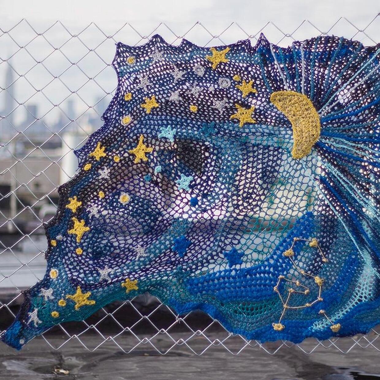 How yarn bomber London Kaye is redefining street art - CBS News