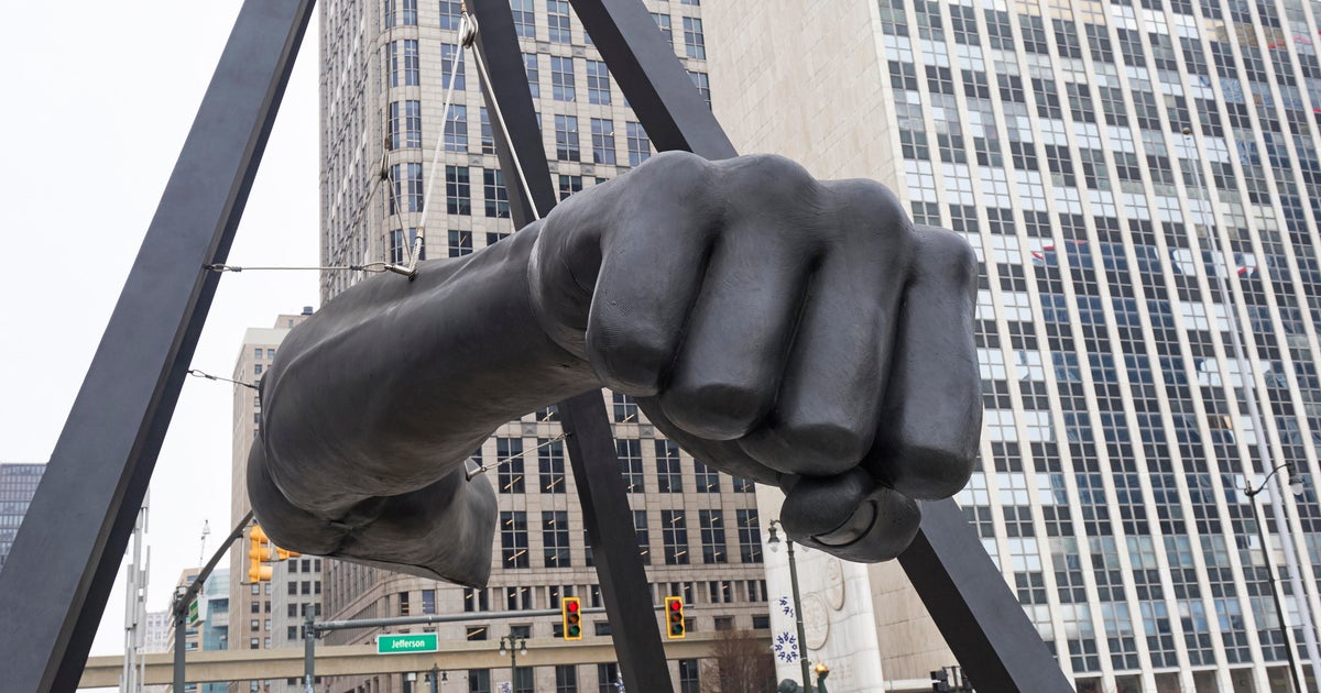 Microsoft to move Michigan technology center to Detroit - CBS News