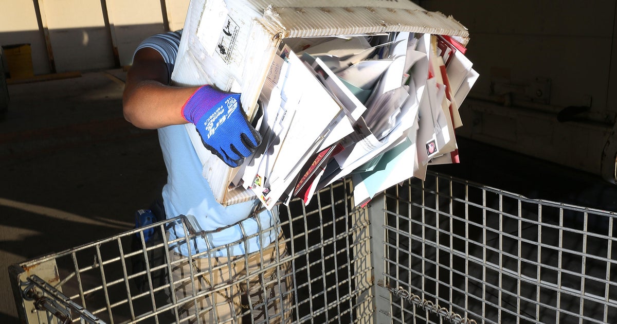 U.S. Postal Service delivers red ink for 12th year as letter mail drops ...