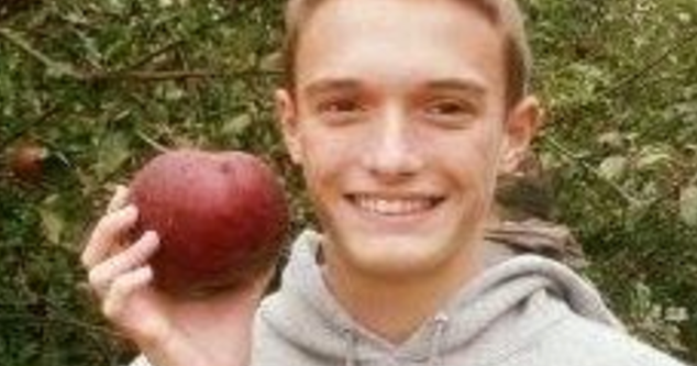 Dad's "kindness challenge" in memory of his 17-year-old son goes viral ...
