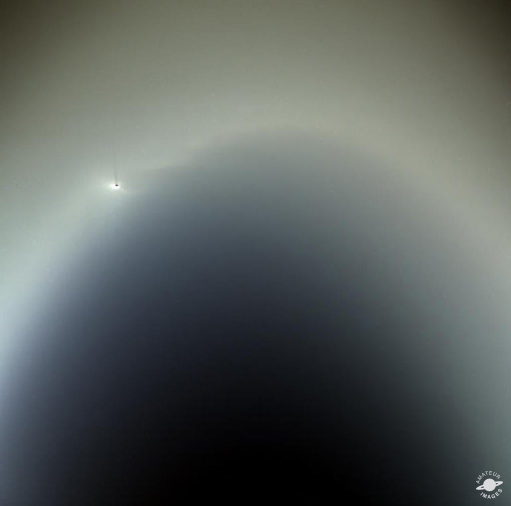 Saturn's rings captured in stunning photos - CBS News
