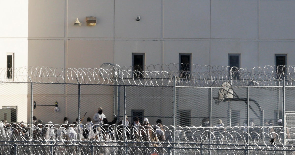 2 inmates killed in Nebraska prison disturbance, officials say - CBS News