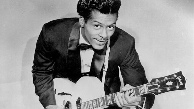 Chuck Berry Rock N Roll Pioneer Dead At 90 Cbs News