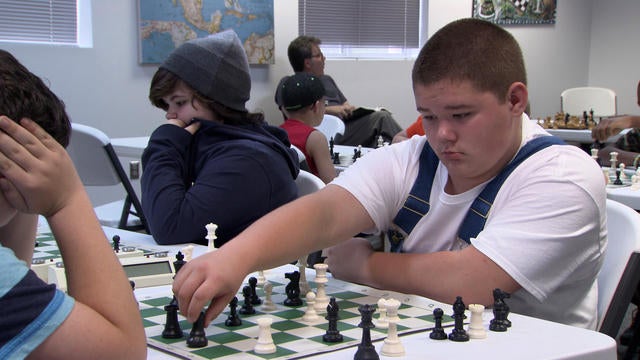 Chess instills new dreams in kids from rural Mississippi county - CBS News
