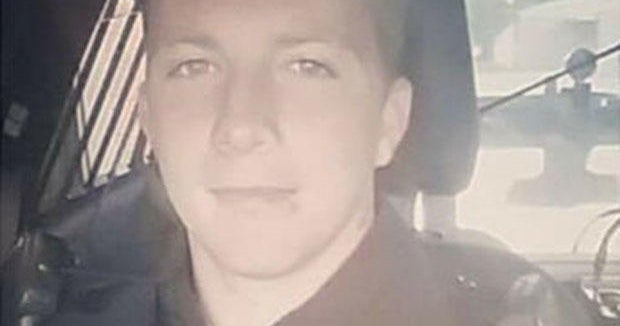 Rookie officer, 22, dies after traffic stop shooting - CBS News