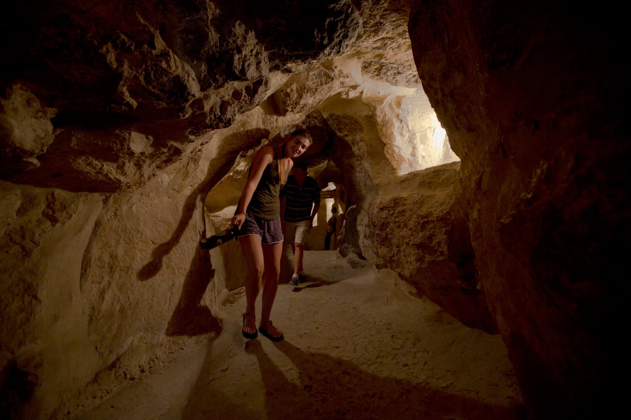 Burial chamber dating back 3,700 years found near pyramid in Egypt ...