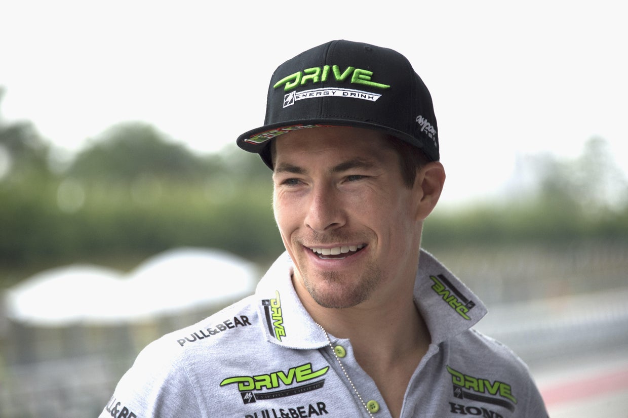 Nicky Hayden, ex-MotoGP champion, dead at 35 - CBS News