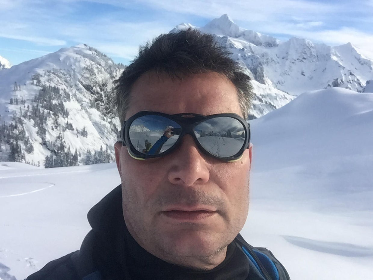 American among four dead on Mount Everest - CBS News