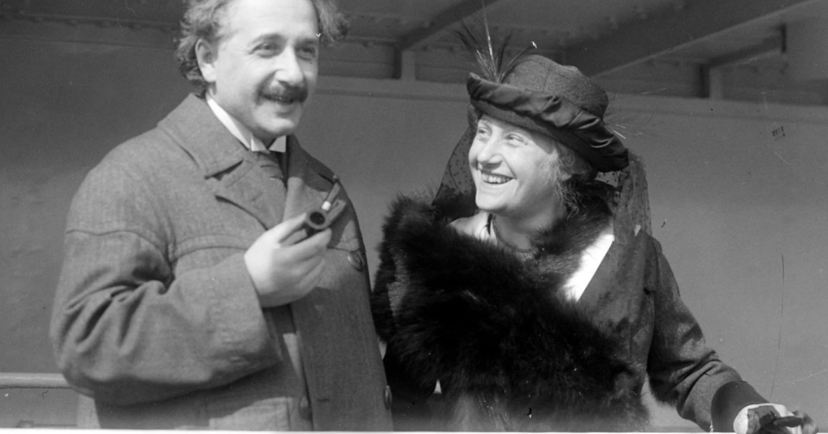 How a total solar eclipse helped prove Einstein right - CBS News