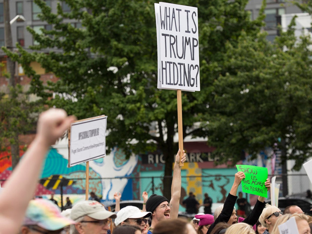 Anti-Trump protesters "March for Truth"