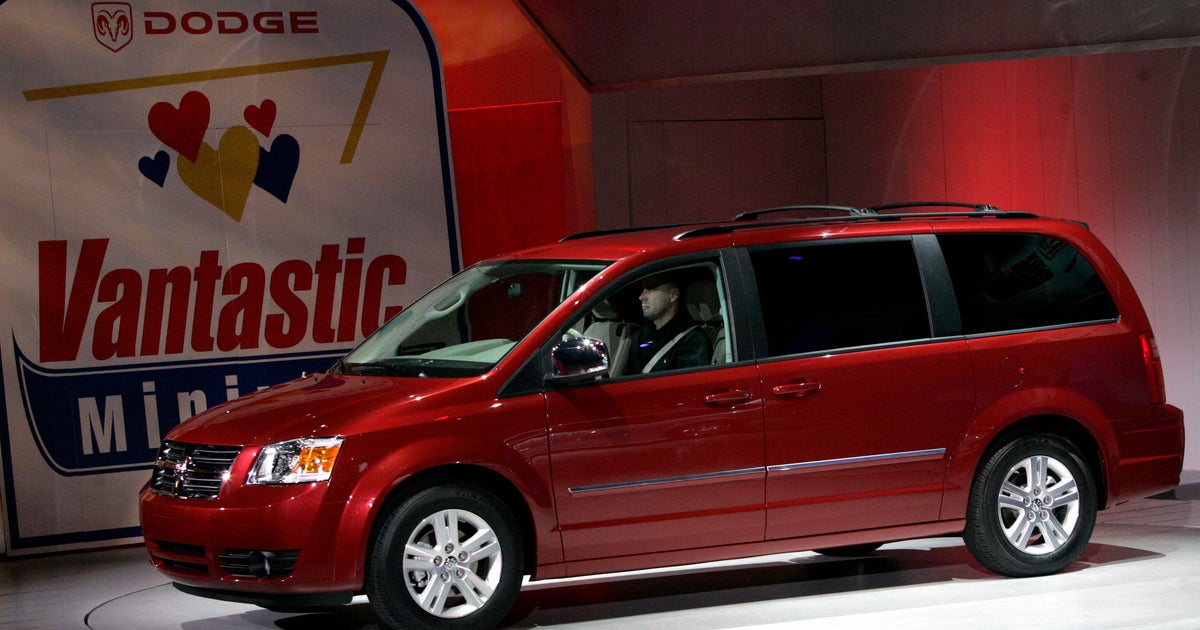 Chrysler recalls almost 300,000 minivans with air bag problem - CBS News