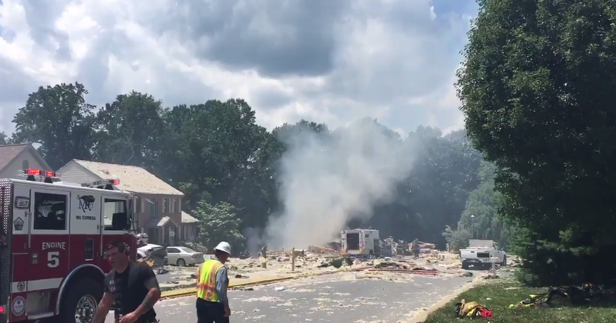 House explosion kills utility worker in Pennsylvania - CBS News