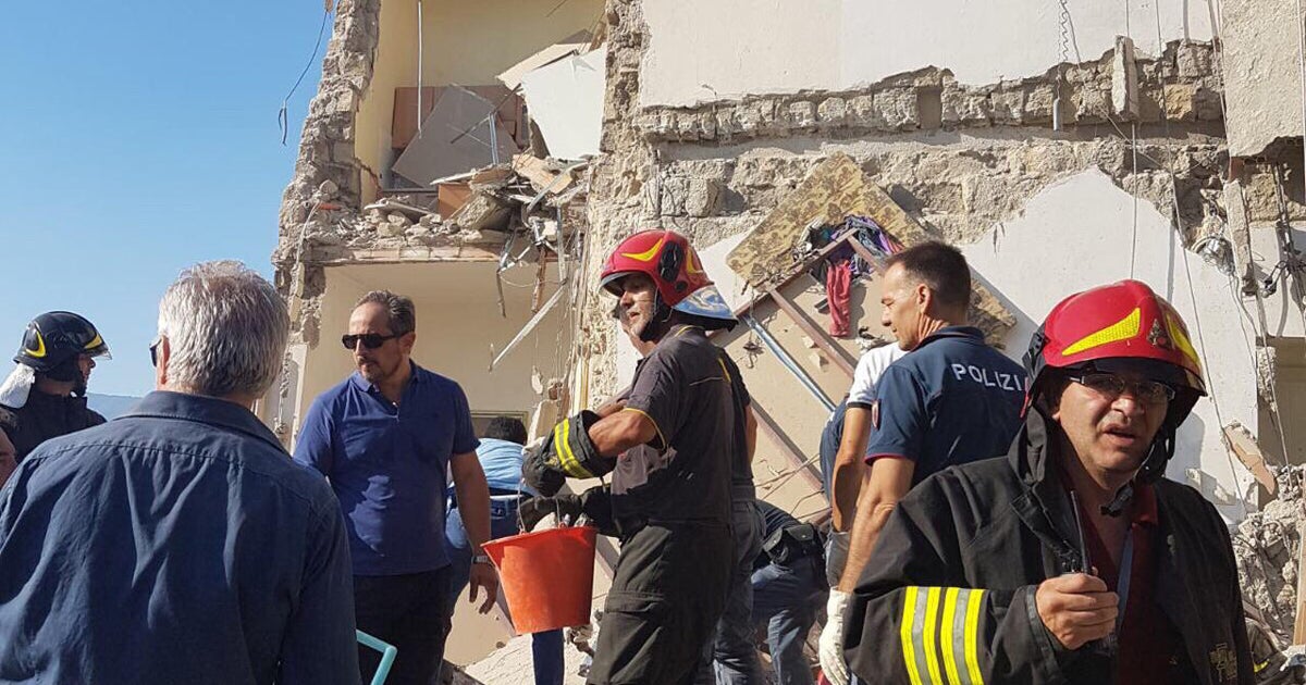 Building collapse in Torre Annunziata near Naples Italy leaves people ...
