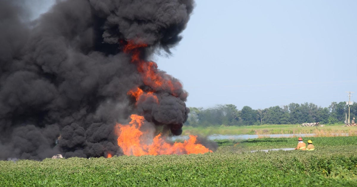 U.S. Marine Corps KC-130 crash leaves 16 dead - CBS News