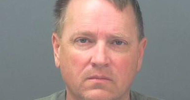 Kenneth Dion Lever, fugitive wanted in Ala. triple murder, kills self ...