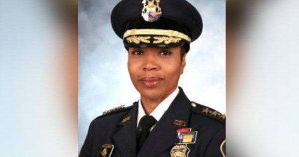 Ulysha Hall makes history as Dallas Police Department's first female ...