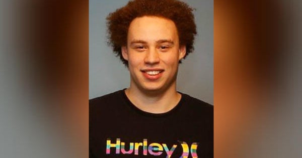 FBI arrests cyber expert who stopped WannaCry outbreak - CBS News