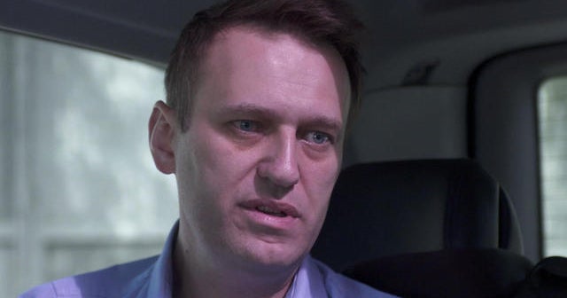 Russias Anti Corruption Crusader Alexei Navalny Takes On Putin And