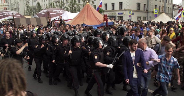 Inside the most dangerous assignments - CBS News