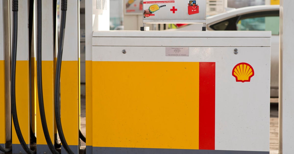 Shell buys NewMotion charging network in first move into electric cars ...