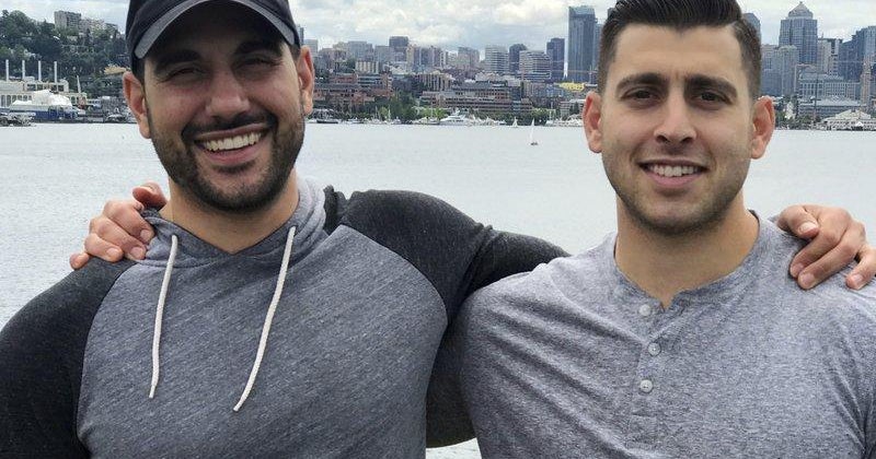 Tale of 2 brothers: 1 victim, 1 rescuer in Vegas shooting - CBS News