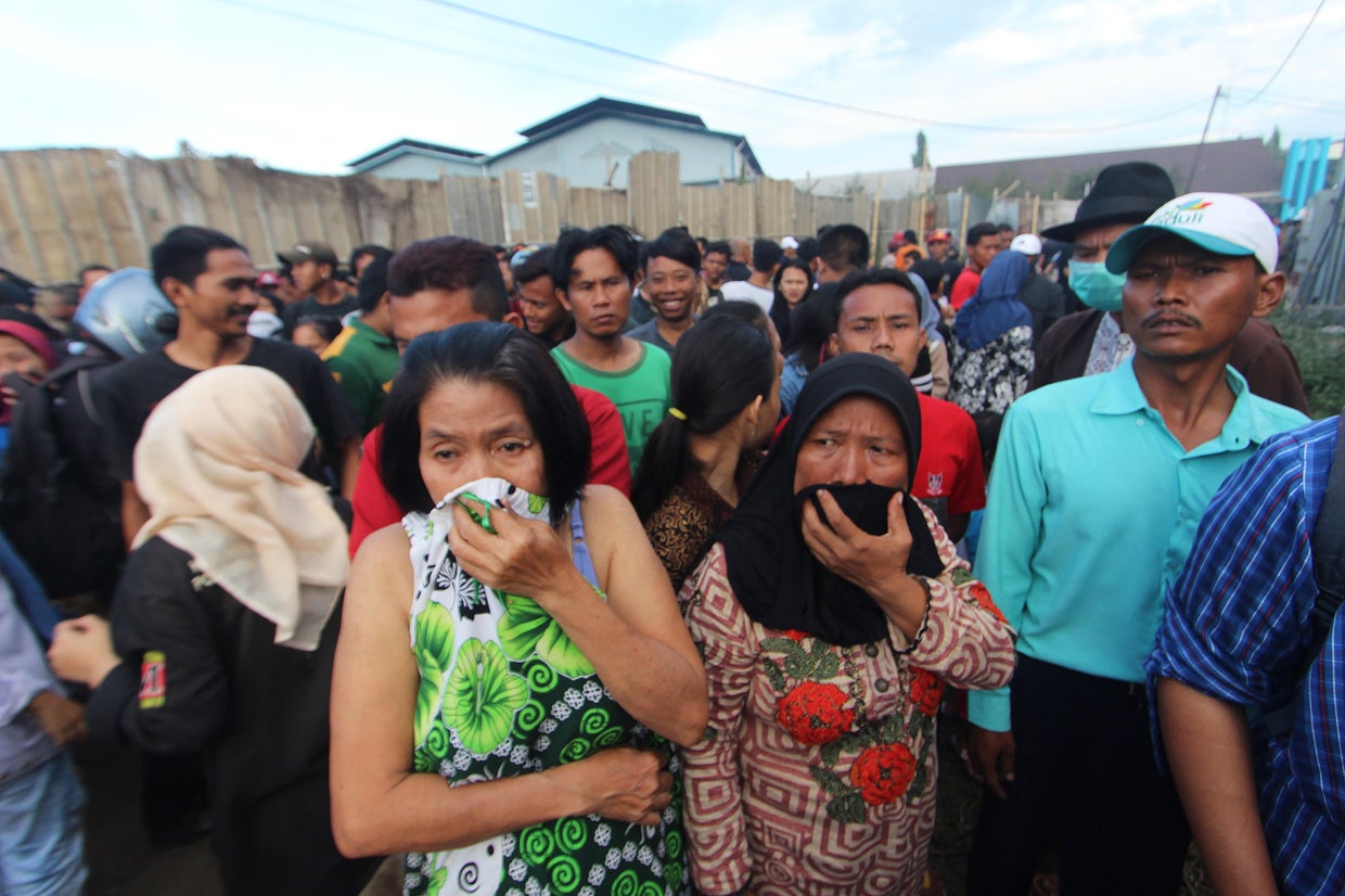 Fireworks factory explosion, inferno kill dozens in Indonesia - CBS News