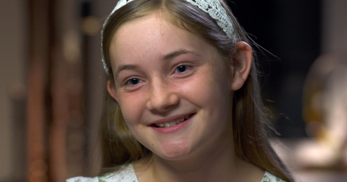 Alma Deutscher: The prodigy whose "first language" is Mozart - CBS News